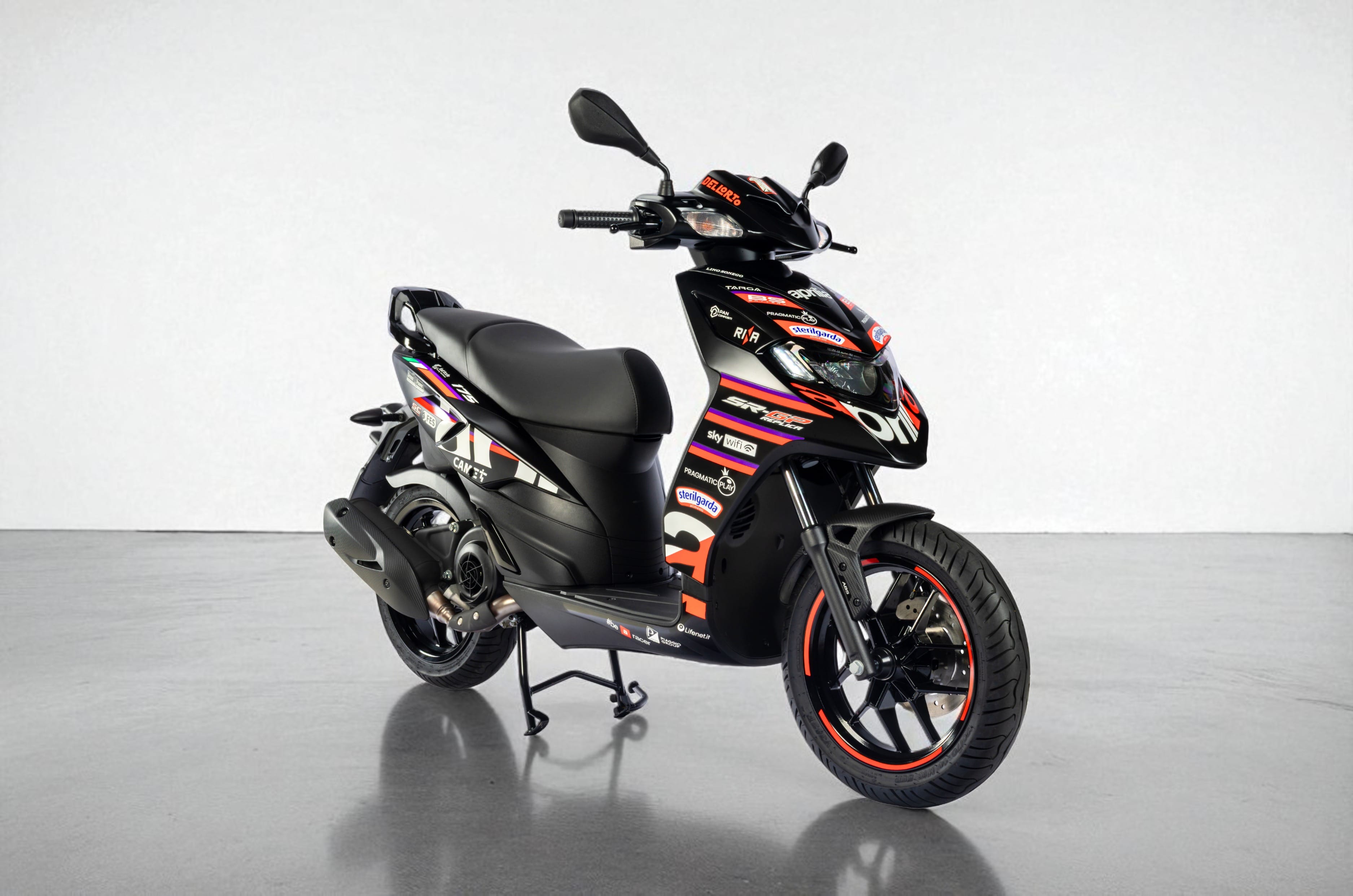 Aprilia SR 175 MotoGP edition launched at Rs 1.23 lakh - Autocar India