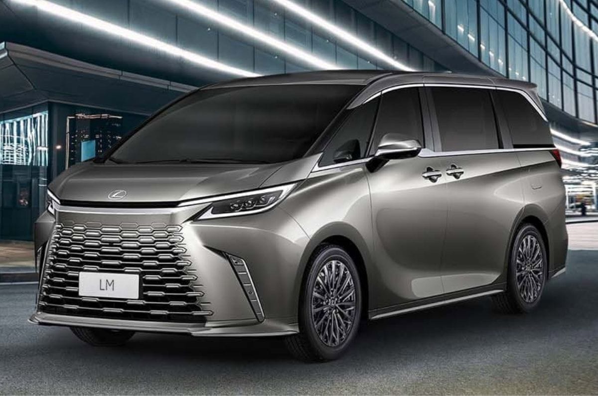 Lexus LM 350h updated with new convenience, safety features in India ...