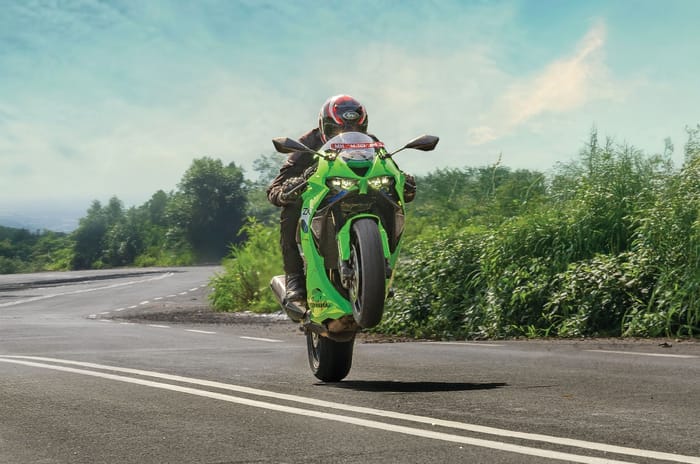 Kawasaki Ninja ZX 6R review: Sweet dreams are made of this ...