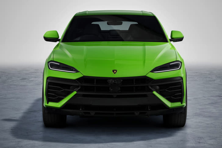 Lamborghini Urus Verde Mantis – Check Verde Mantis Price & Images ...