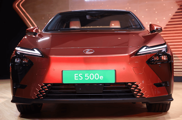 Lexus ES (2026) - Price, Range, Specs & Expert Reviews | Autocar India
