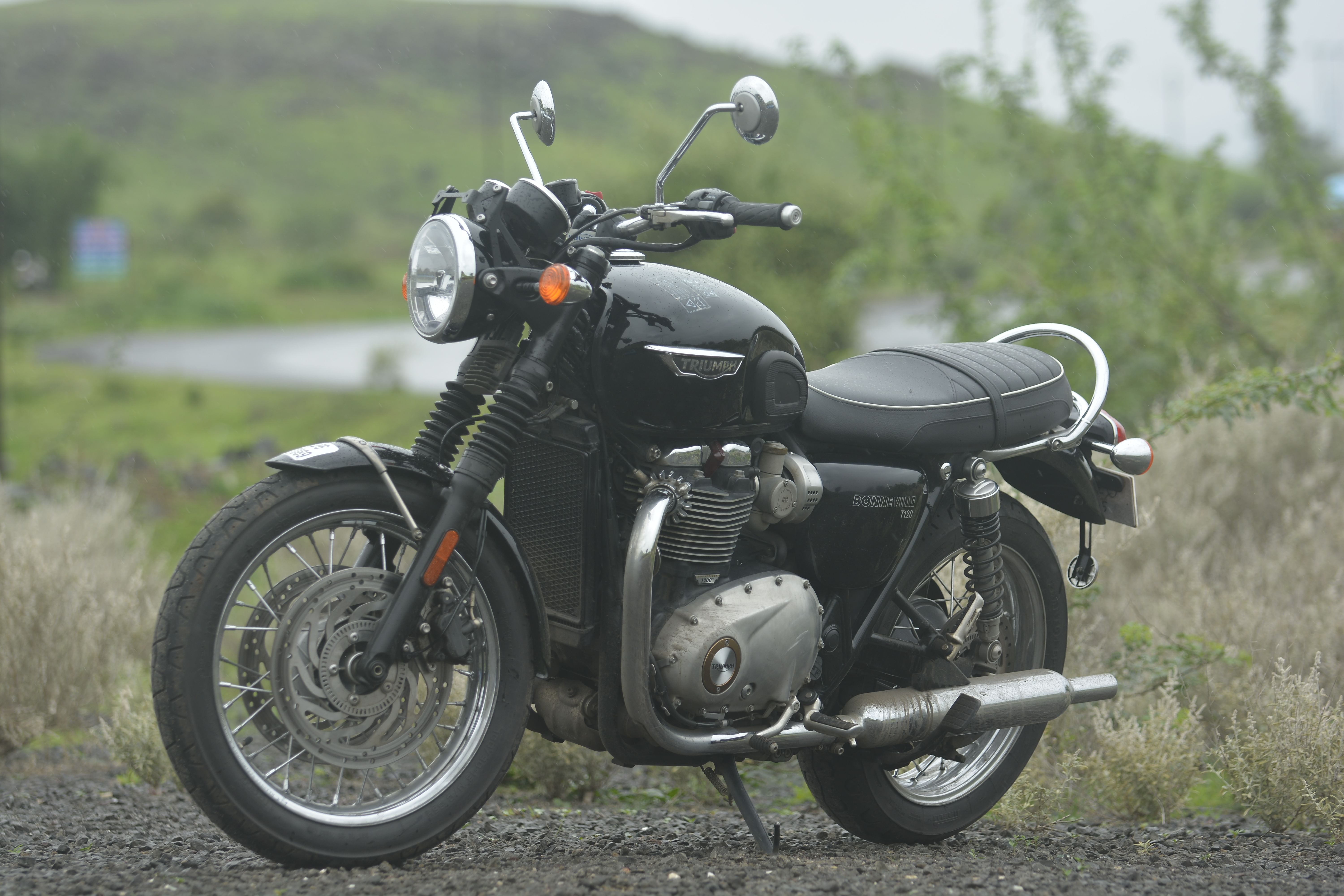 Triumph Bonneville T120 On Road Price in Darbhanga Starts at 9.98 lakh ...