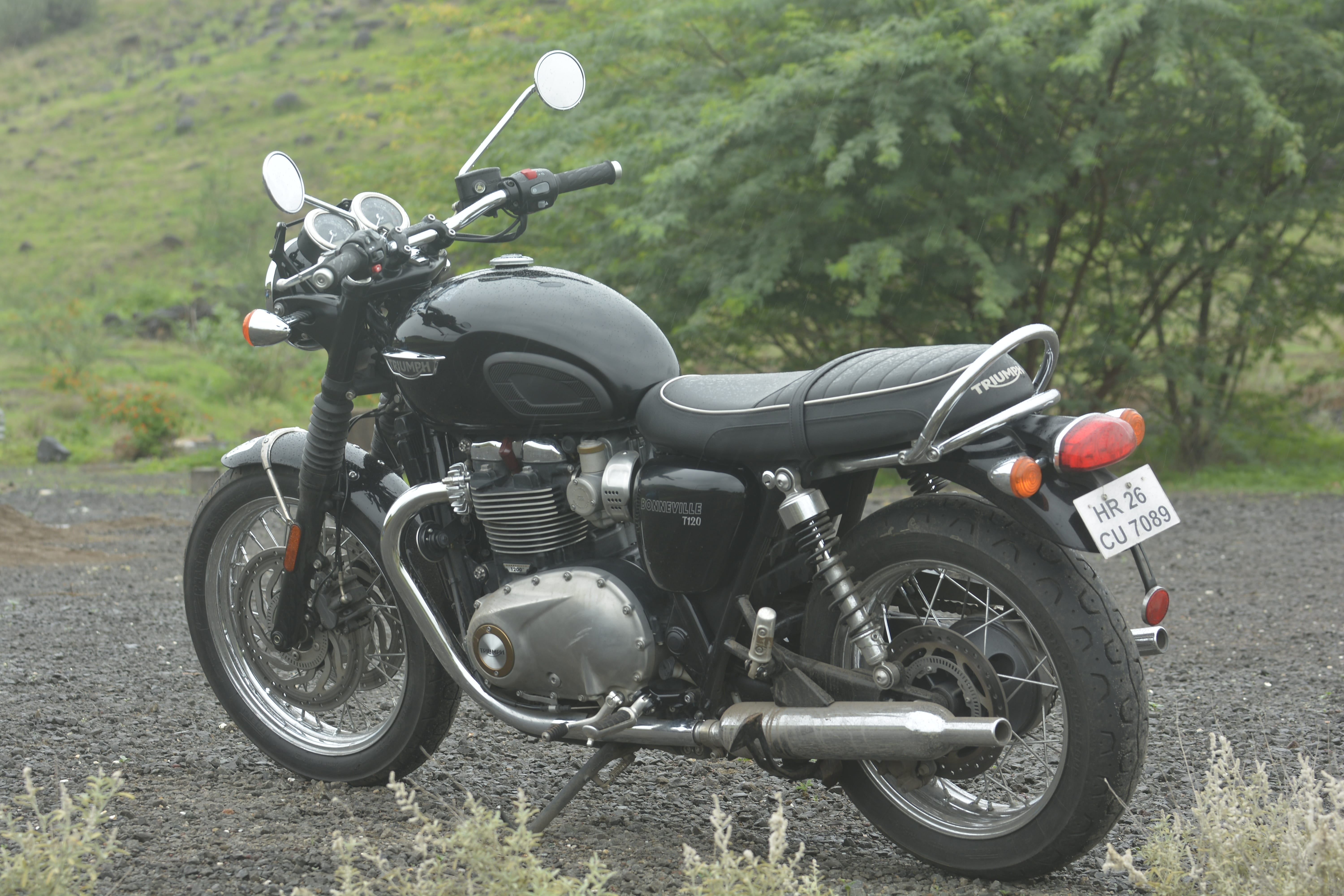 Triumph Bonneville T120 Image – Bonneville T120 Photos in India ...