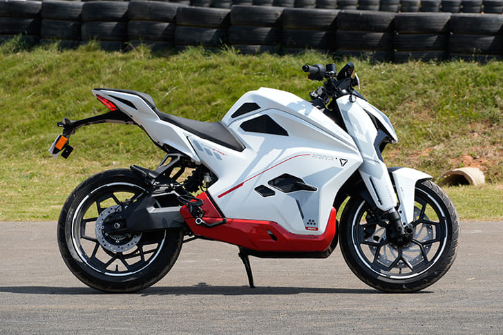 Ultraviolette Automotive F77 SuperStreet Variants: Explore Base, Mid ...