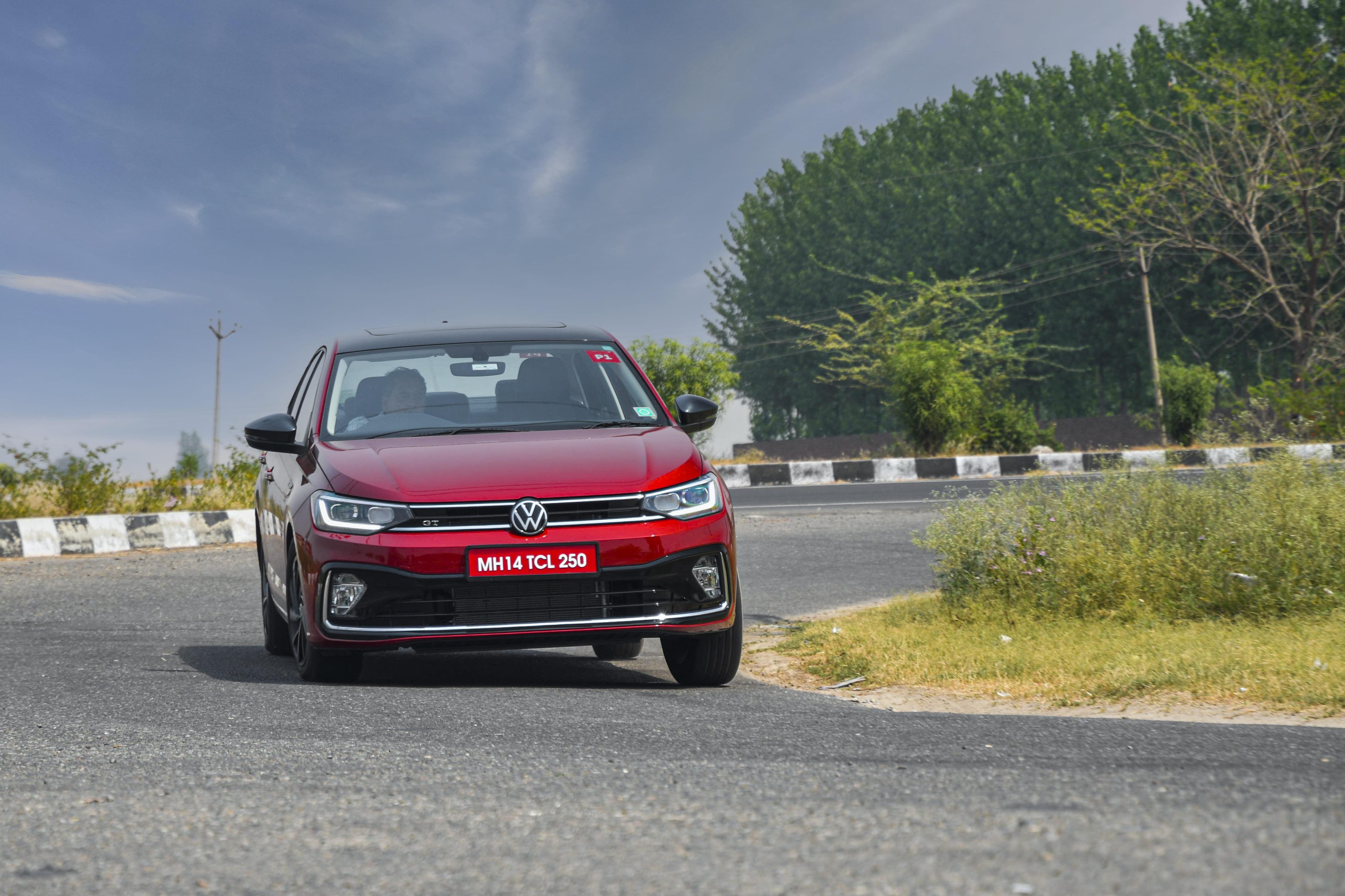 Volkswagen Virtus Front Right Three Quarter Image – Virtus Photos in ...