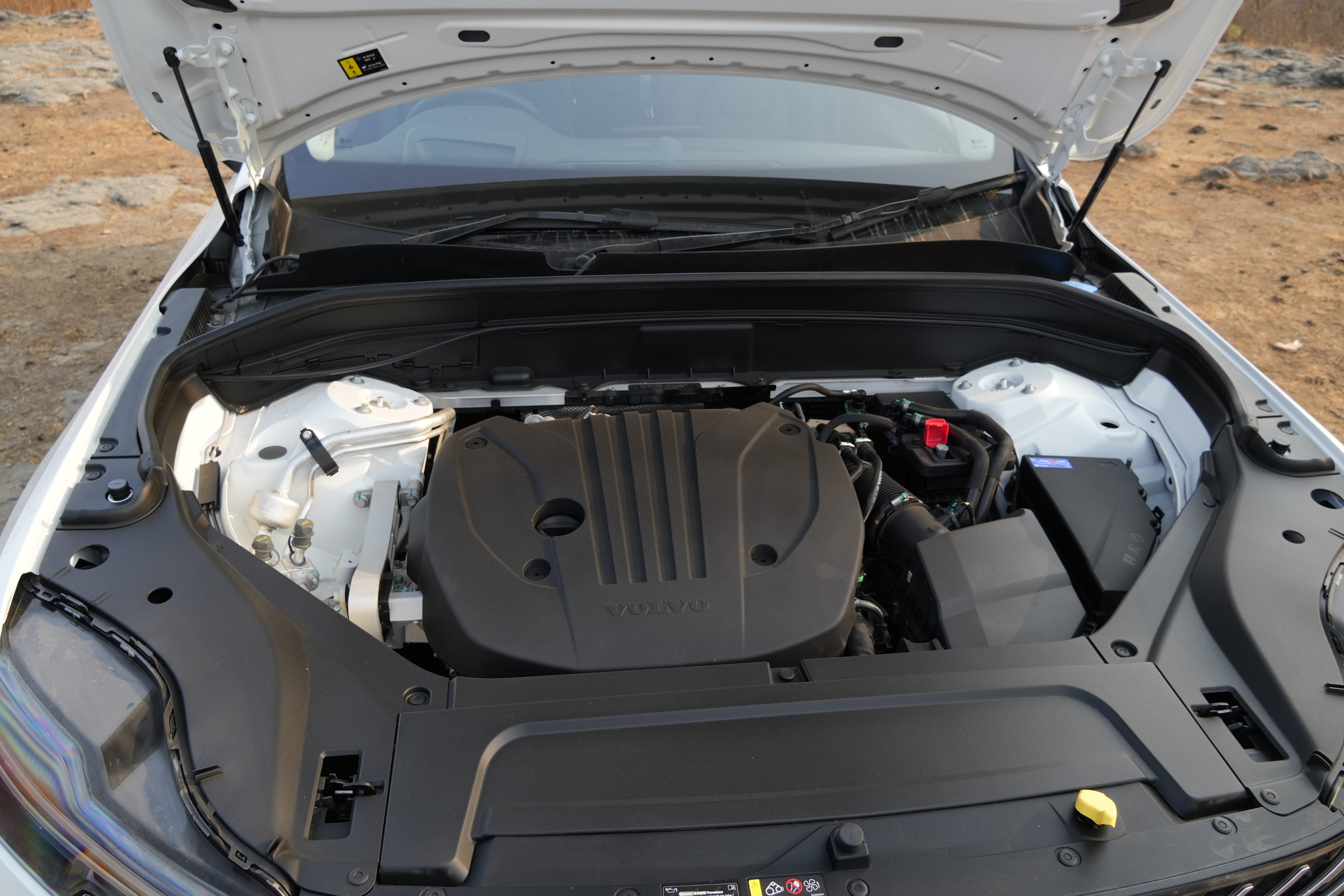 Volvo XC90 Open Bonnet Engine Shot Image – XC90 Photos in India ...